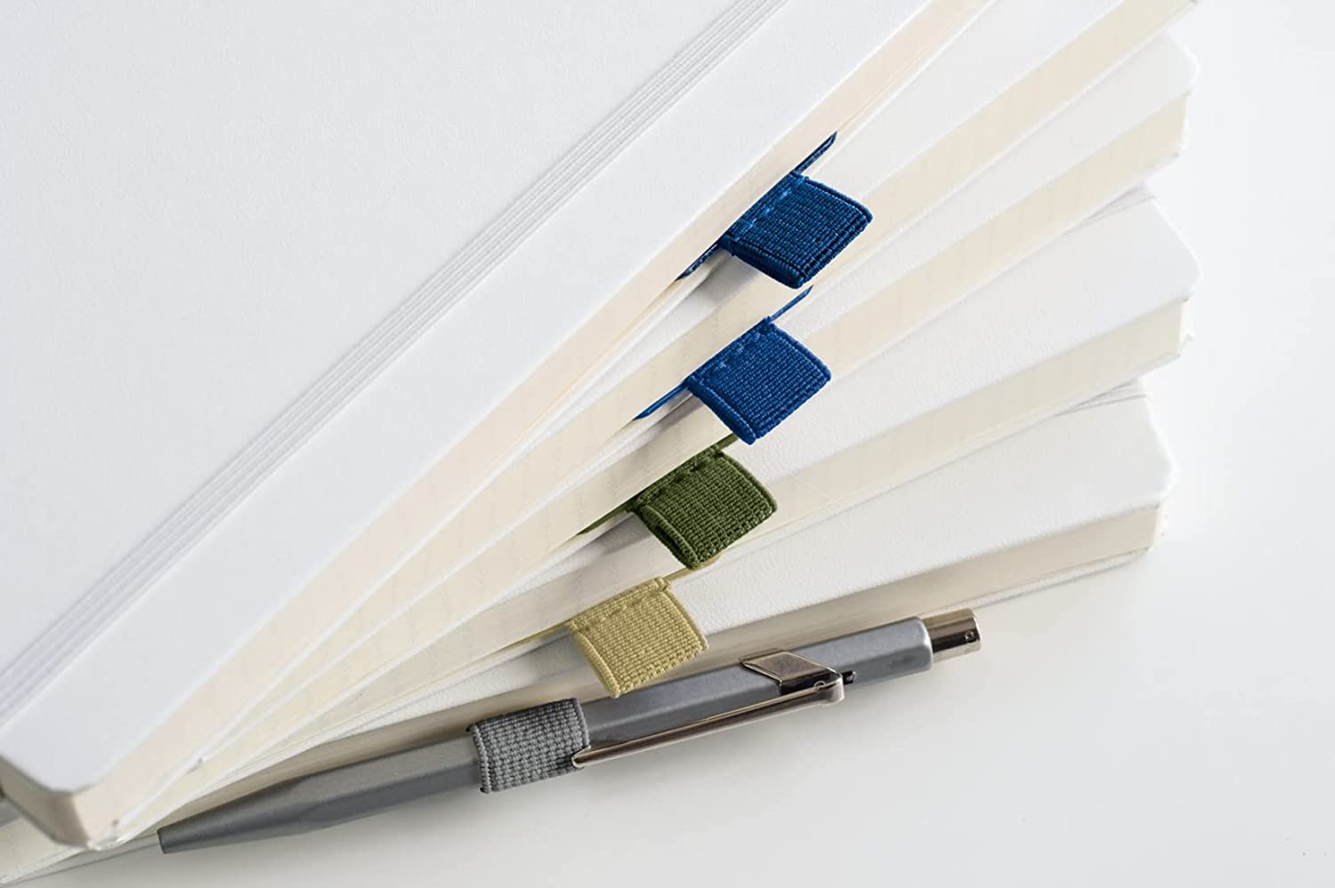 Leuchtturm 1917: Pen Loop - Black, Leuchtturm1917 by LEUCHTTURM1917 ...