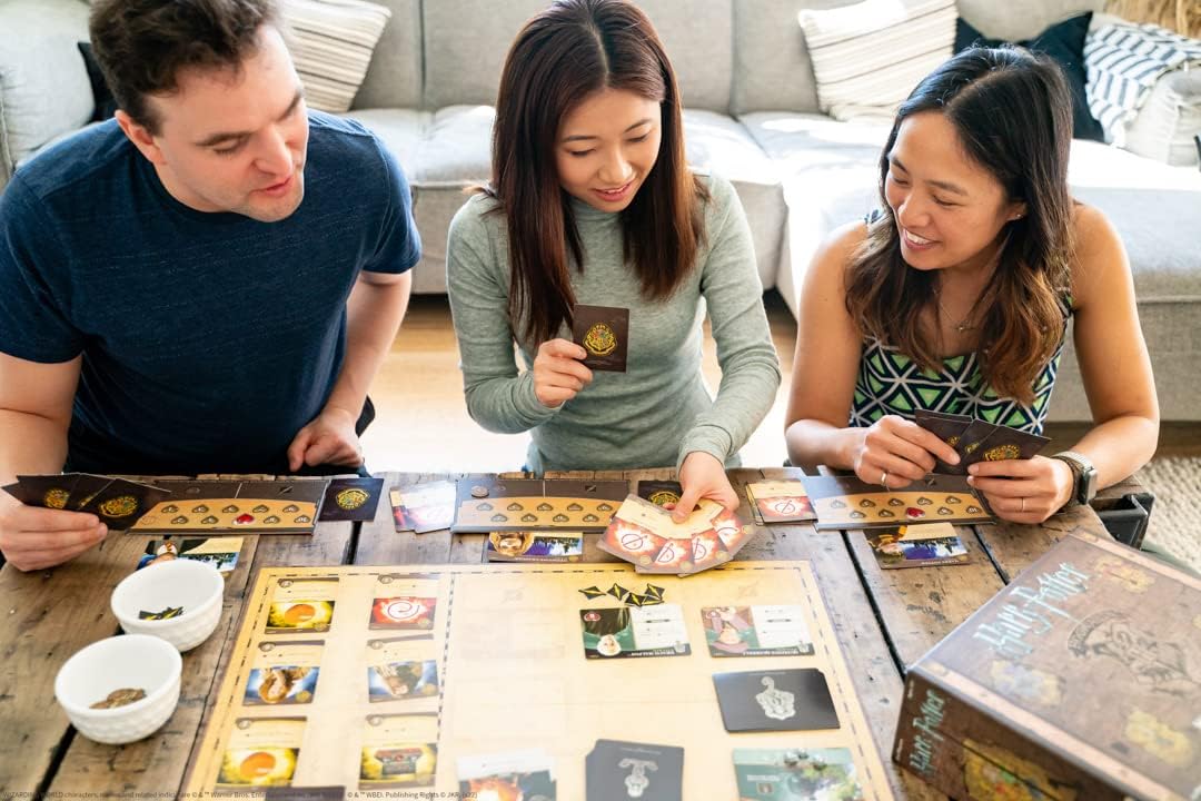 Harry Potter: Hogwarts Battle - A Cooperative Deck Building Board Game ...