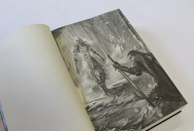 A Game Of Thrones, The 20th Anniversary Illustrated Edition by George R ...