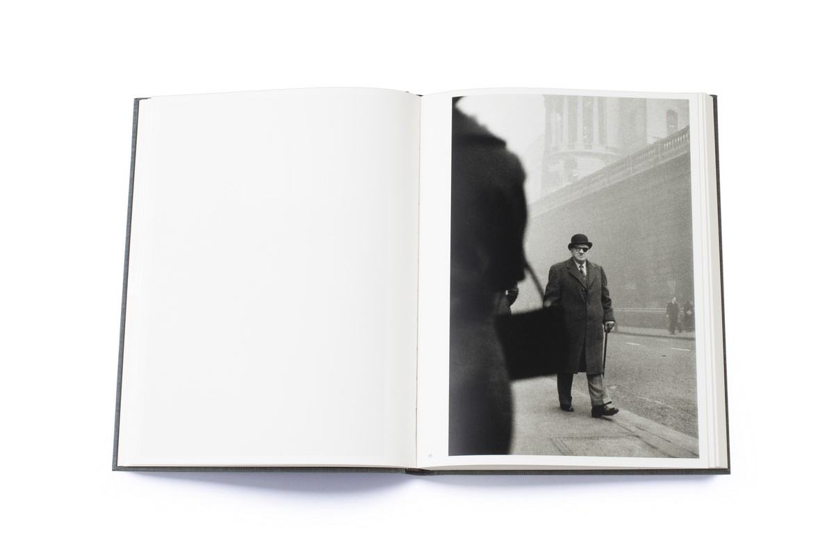 Sergio Larrain, London. 1959. by Agnes Sire | 9780500545416 | Booktopia