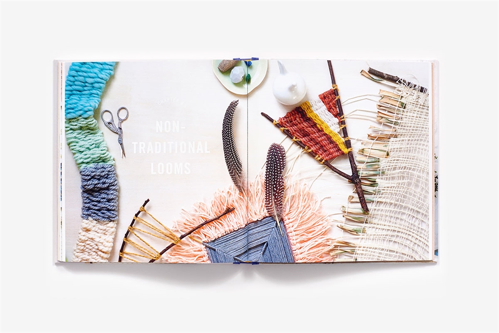 On the Loom, A Modern Weaver's Guide by Maryanne Moodie | 9781419722370 ...