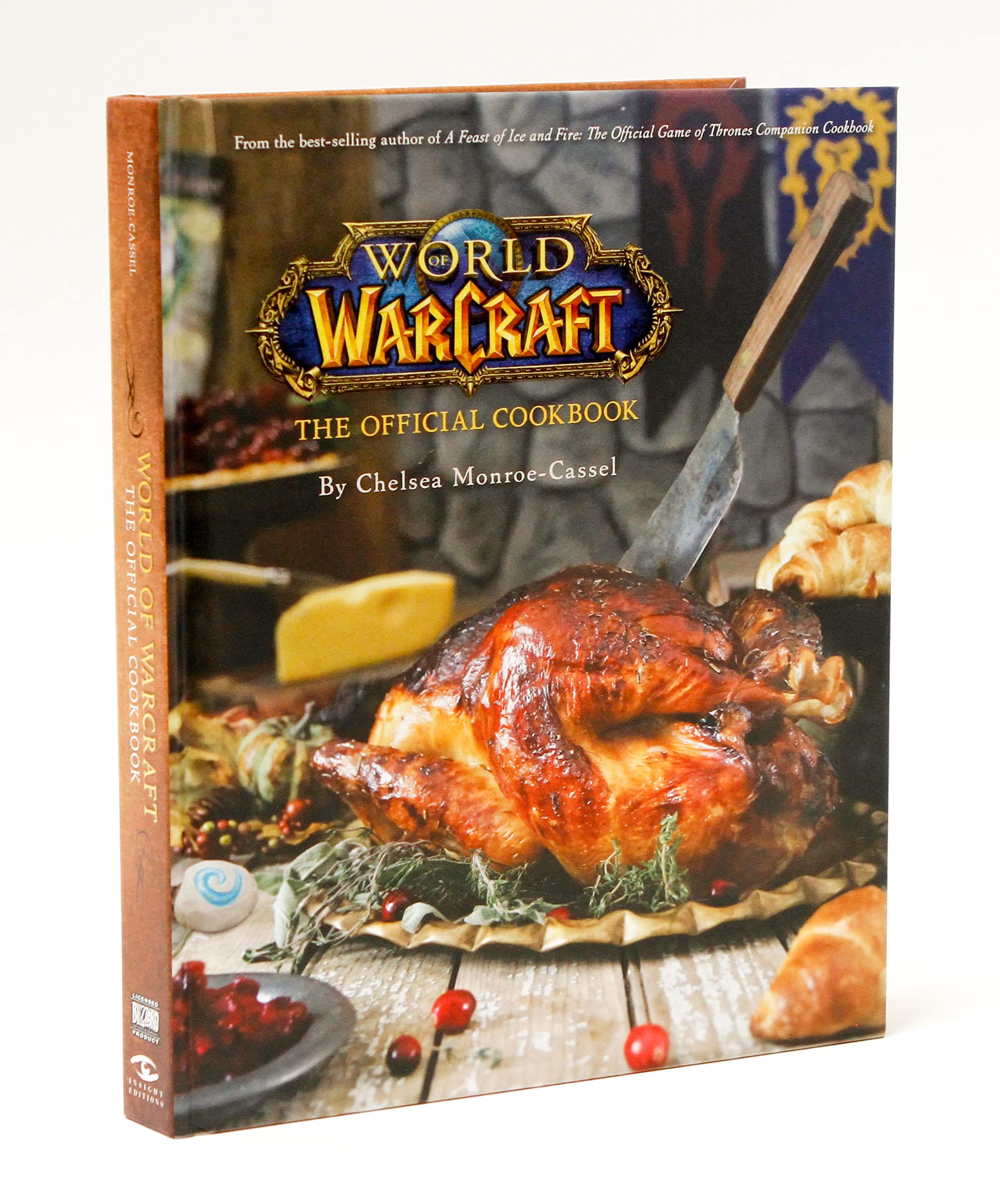 The World of Warcraft: The Official Cookbook & Apron - Gift Set Edition ...