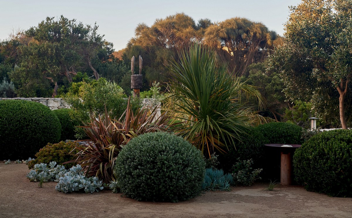 With Nature, Garden Design by Fiona Brockhoff by Fiona Brockhoff ...