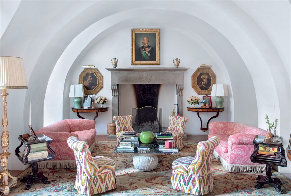 A Room of Her Own, Inside the Homes and Lives of Creative Women by ...