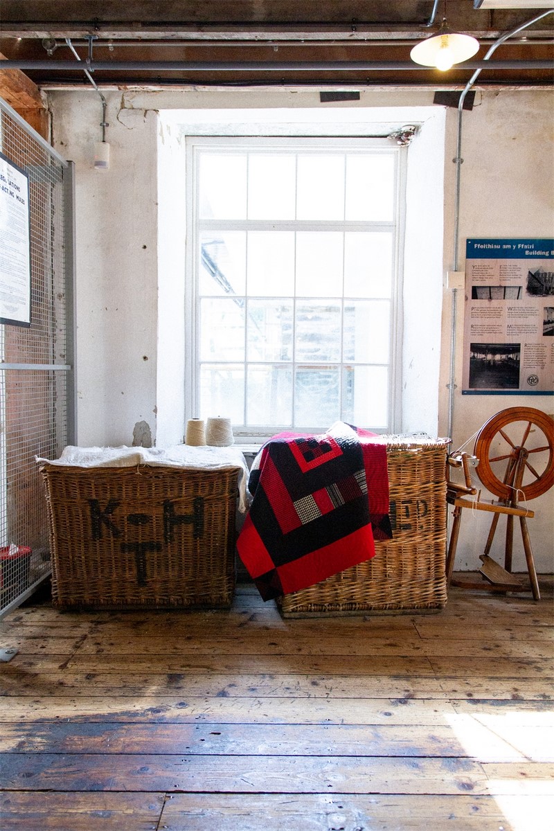 Use and Ornament, The History and Future of Improv Quilting by Nicholas ...